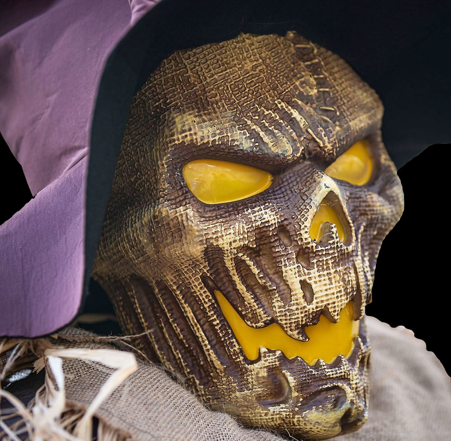 8 1/2 Ft. Animated Scarecrow Halloween Animatronic Decoration – The ...