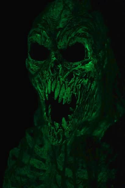 "Ultimate Spectre" Ghost Pro Costume | Scary Halloween Costumes – The ...