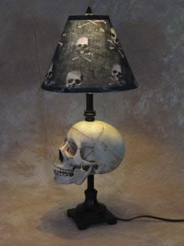 "Desk Lamp with Life-size Skull and Bone Shade" Haunted House Lighting ...