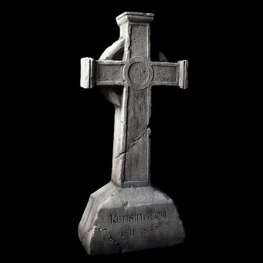Realistic Tombstones – The Horror Dome