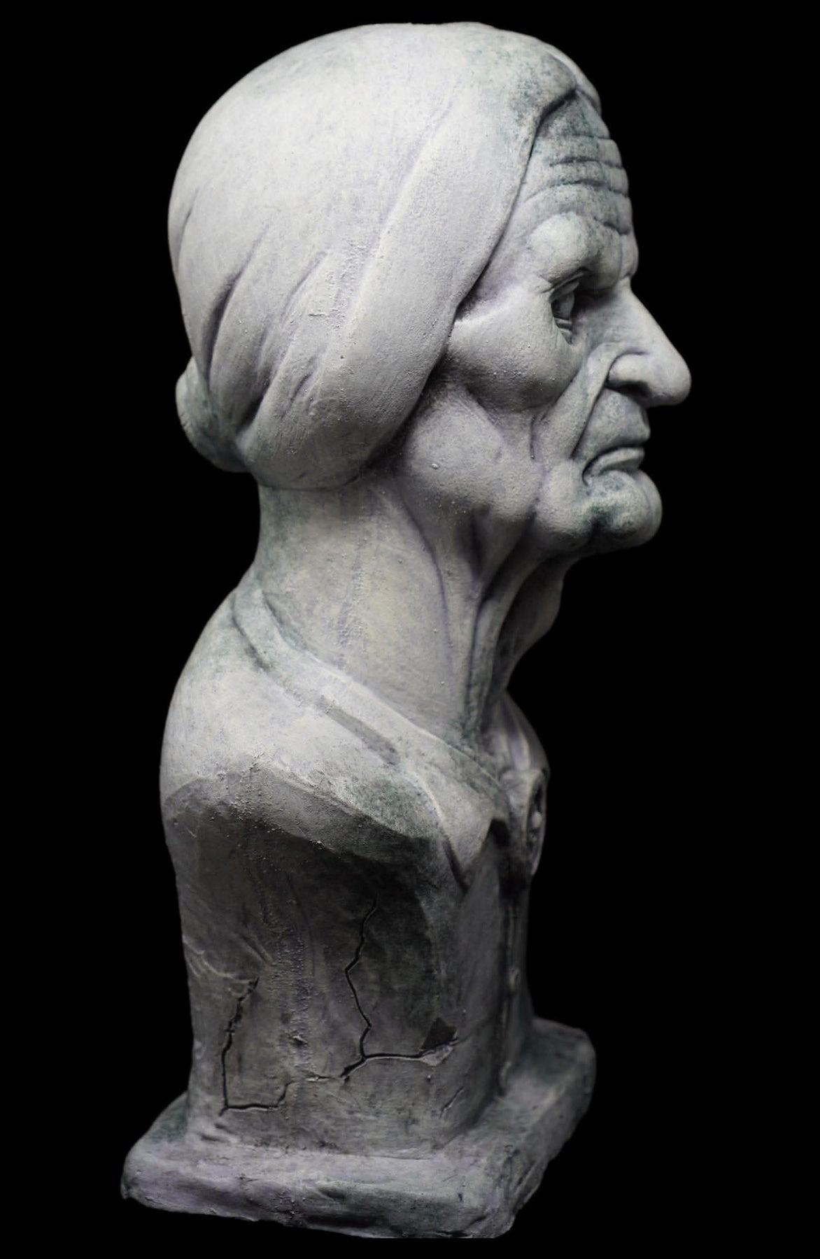 "Madam Macy Ghostly Manor Bust" HD Exclusive Spooky Halloween Decorati ...