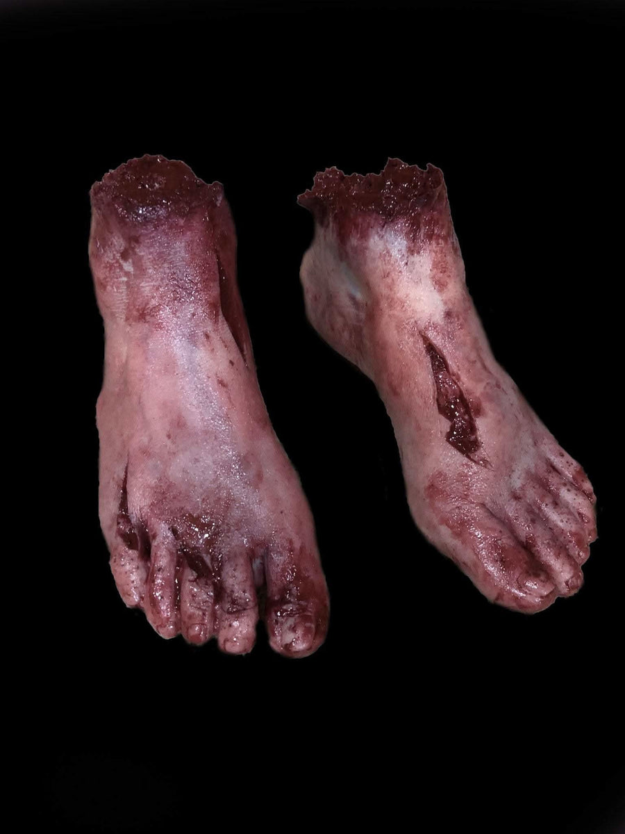 "Silicone Severed Feet" Body Parts Halloween Prop – The Horror Dome